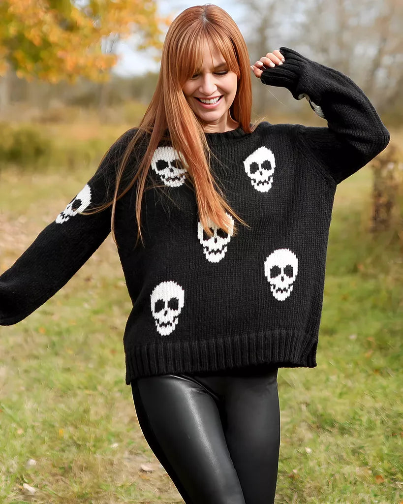 SALE - Spooky Skulls Crew Chunky Sweater - Black Pure Snow | Wooden Ships